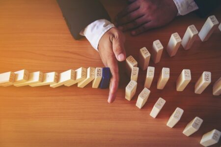 10 Cara Belajar Main Saham Terbaik untuk Pemula Mulai Investasi - Qoala ...