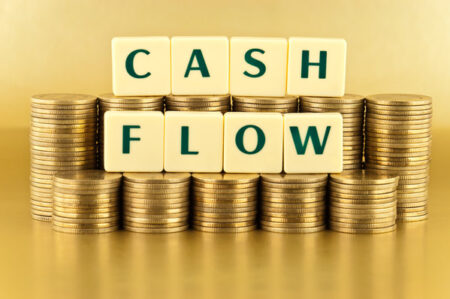 Cara Menghitung Cash Flow Investasi yang Tepat - Qoala Indonesia