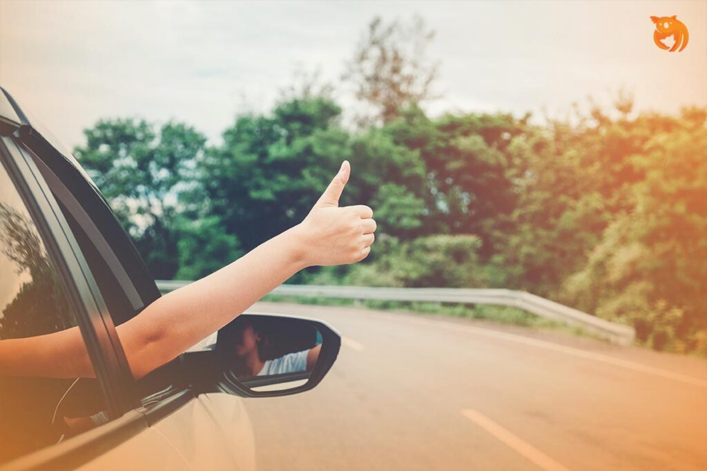 15 Mobil Travel Terbaik, yang Murah Hingga Mewah - Qoala Indonesia