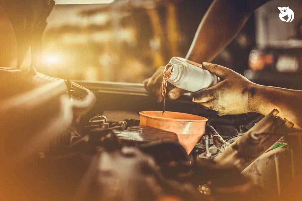 Biaya Ganti Oli Mobil di Bengkel Umum dan Resmi
