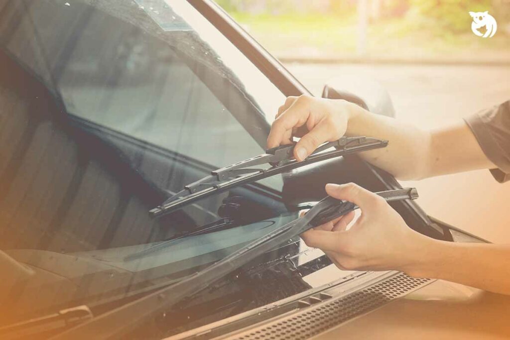 Rekomendasi Merk Wiper Mobil Terbaik, Hemat! - Qoala Indonesia